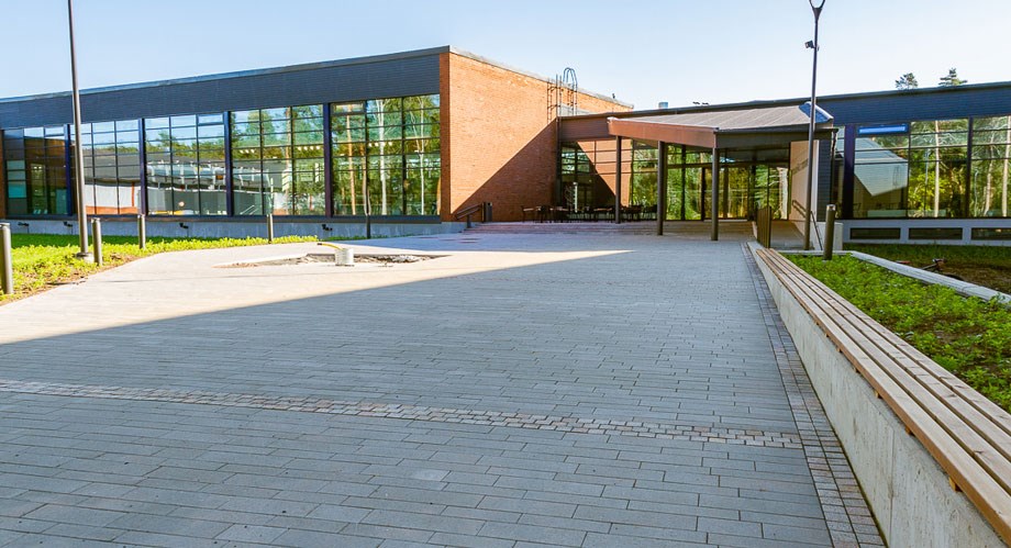 Harppaus kohti päästöttömiä pihakiviä | Ajankohtaista | Rudus