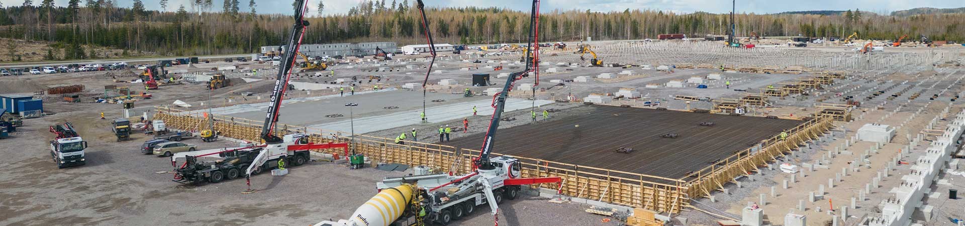 Logistiikkakeskuksen 50 tunnin suurvalu sujuvasti Vihreä Betonilla ...